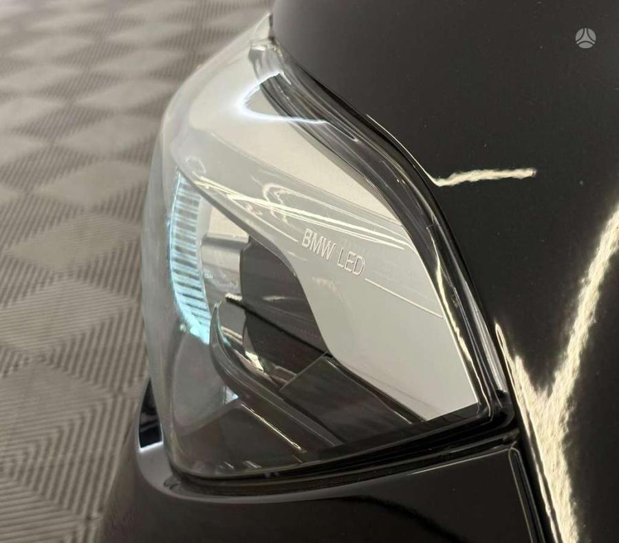 Melns BMW 120 2019 Marijampole, ar dzinēja tilpumu 2.00 L un nobraukumu 194 tūkst. km par 12999 €, foto 26 vietnē AUTOMOTO.COM.LV