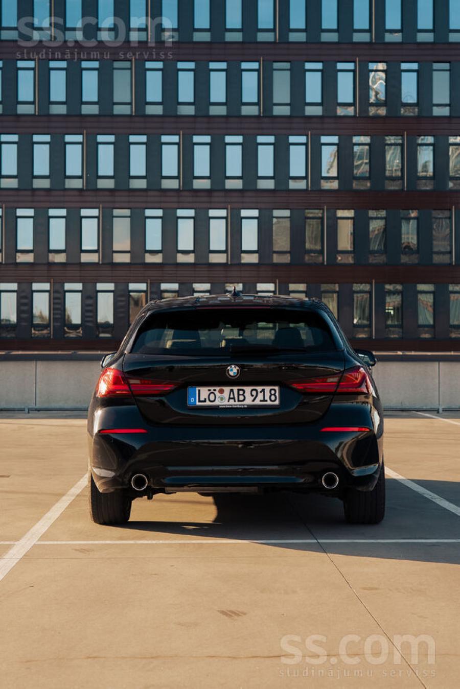 Melns BMW 120 2020 Rīga, ar dzinēja tilpumu 2.00 L un nobraukumu 124 tūkst. km par 17250 €, foto 3 vietnē AUTOMOTO.COM.LV