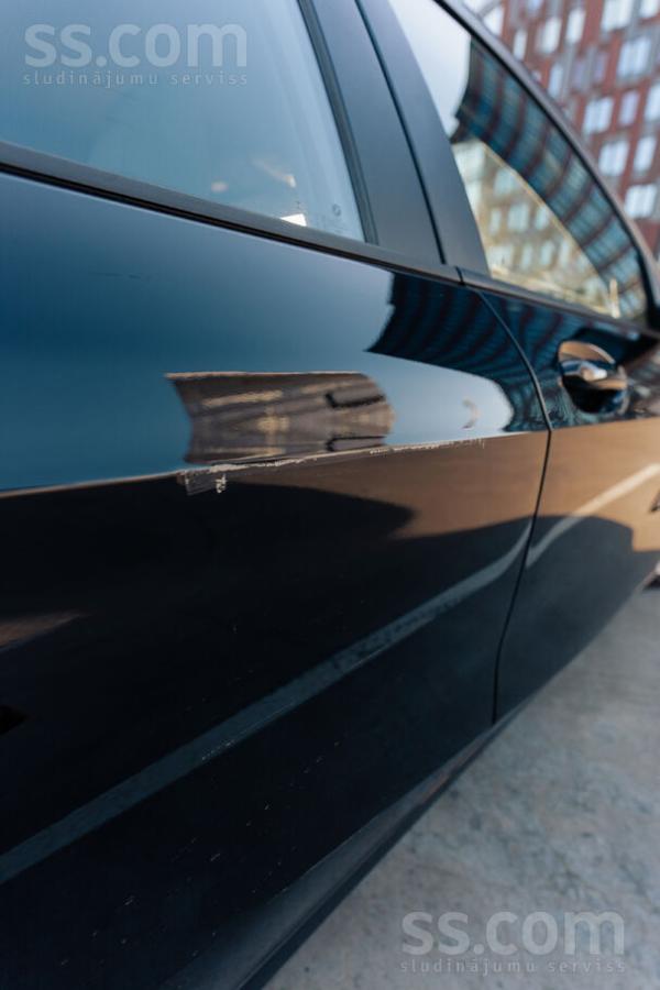 Melns BMW 120 2020 Rīga, ar dzinēja tilpumu 2.00 L un nobraukumu 124 tūkst. km par 17250 €, foto 6 vietnē AUTOMOTO.COM.LV