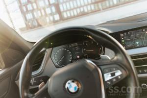 Melns BMW 120 2020 Rīga, ar dzinēja tilpumu 2.00 L un nobraukumu 124 tūkst. km par 17250 €, foto 10 vietnē AUTOMOTO.COM.LV