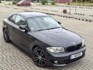 Black BMW 120 2011 in Vilnius, with an engine capacity of 2.00 L and mileage of 320 thousand km for 4500 €, photo 12 on AUTOMOTO.COM.LV