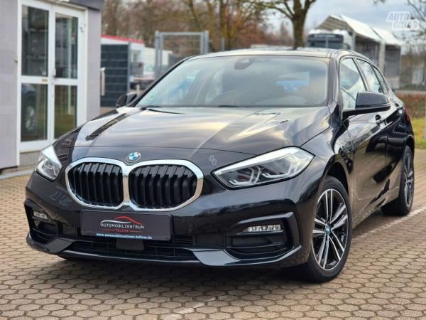 Melns BMW 120 2022 Kauņa, ar dzinēja tilpumu 2.00 L un nobraukumu 39 tūkst. km par 29559 €, foto 1 vietnē AUTOMOTO.COM.LV