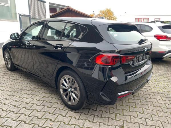 Black BMW 120 2024 in Kaunas, with an engine capacity of 1.50 L and mileage of 17 thousand km for 29019 €, photo 5 on AUTOMOTO.COM.LV