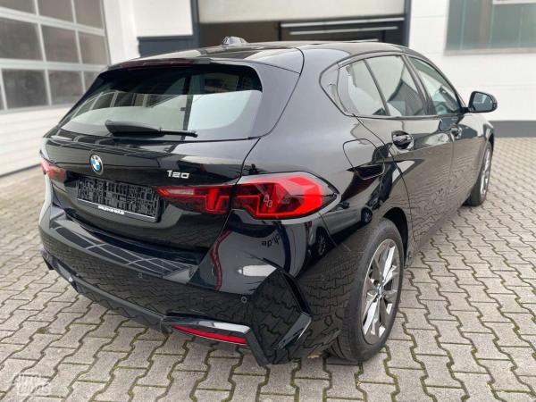 Black BMW 120 2024 in Kaunas, with an engine capacity of 1.50 L and mileage of 17 thousand km for 29019 €, photo 7 on AUTOMOTO.COM.LV