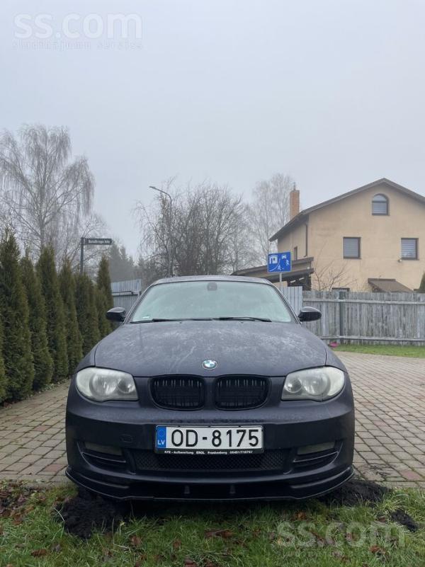 Zils BMW 120 2008 Rīga, ar dzinēja tilpumu 2.00 L un nobraukumu 267 tūkst. km par 4710 €, foto 3 vietnē AUTOMOTO.COM.LV