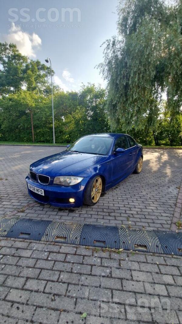 Blue BMW 120 2008 in Dobele, with an engine capacity of 2.00 L and mileage of 225 thousand km for 2100 €, photo 1 on AUTOMOTO.COM.LV