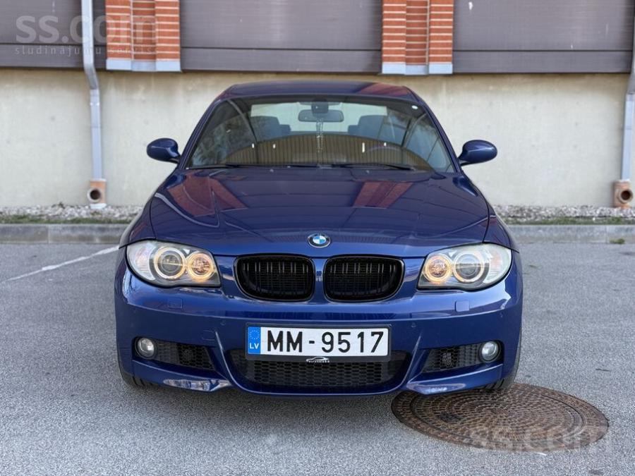Blue BMW 120 2009 in Riga, with an engine capacity of 2.00 L and mileage of 295 thousand km for 7300 €, photo 4 on AUTOMOTO.COM.LV