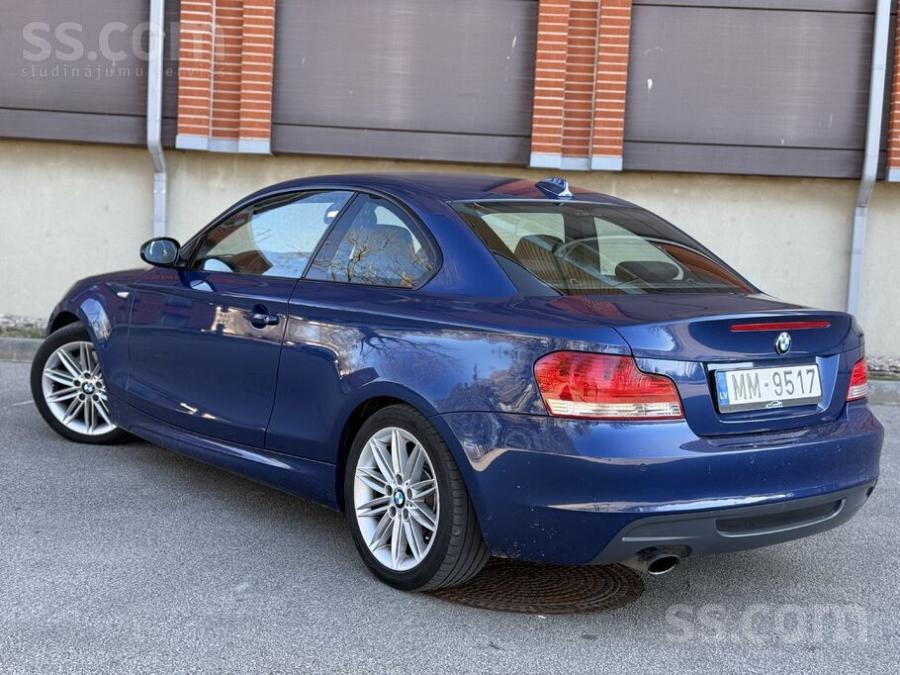 Blue BMW 120 2009 in Riga, with an engine capacity of 2.00 L and mileage of 295 thousand km for 7300 €, photo 9 on AUTOMOTO.COM.LV