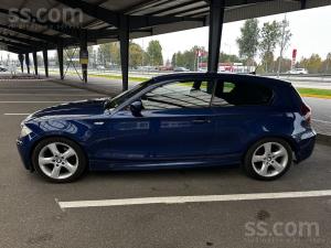 Blue BMW 120 2010 in Riga, with an engine capacity of 2.00 L and mileage of 253 thousand km for 4150 €, photo 6 on AUTOMOTO.COM.LV