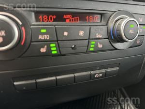 Blue BMW 120 2010 in Riga, with an engine capacity of 2.00 L and mileage of 253 thousand km for 4150 €, photo 15 on AUTOMOTO.COM.LV