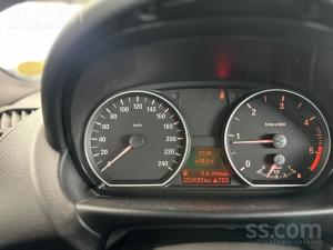 Blue BMW 120 2010 in Riga, with an engine capacity of 2.00 L and mileage of 253 thousand km for 4150 €, photo 16 on AUTOMOTO.COM.LV