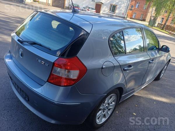Blue BMW 120 2004 in Valmiera, with an engine capacity of 2.00 L and mileage of 235 thousand km for 3900 €, photo 8 on AUTOMOTO.COM.LV