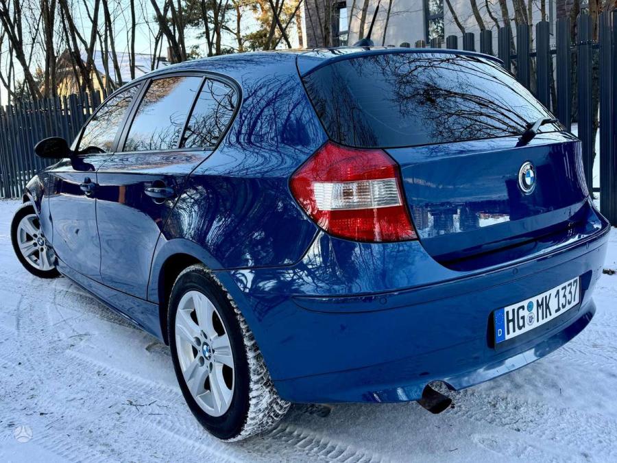 Blue BMW 120 2005 in Kaunas, with an engine capacity of 0.00 L and mileage of 298 thousand km for 3650 €, photo 4 on AUTOMOTO.COM.LV