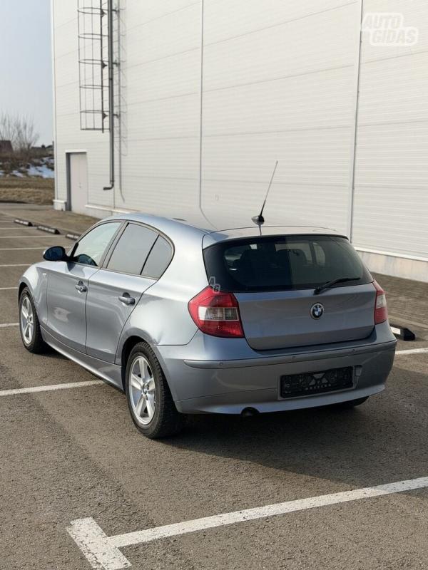 Zils BMW 120 2005 Panevēža, ar dzinēja tilpumu 2.00 L un nobraukumu 211 tūkst. km par 3000 €, foto 9 vietnē AUTOMOTO.COM.LV