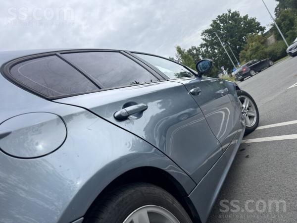 Blue BMW 120 2005 in Riga, with an engine capacity of 2.00 L and mileage of 308 thousand km for 2600 €, photo 10 on AUTOMOTO.COM.LV
