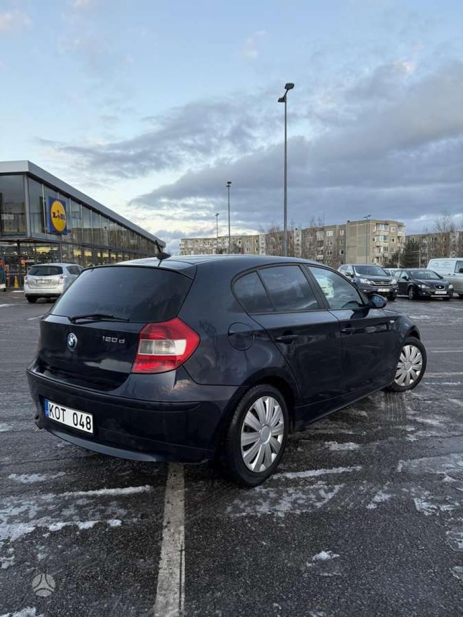Zils BMW 120 2006 Viļņa, ar dzinēja tilpumu 2.00 L un nobraukumu 340 tūkst. km par 2860 €, foto 5 vietnē AUTOMOTO.COM.LV