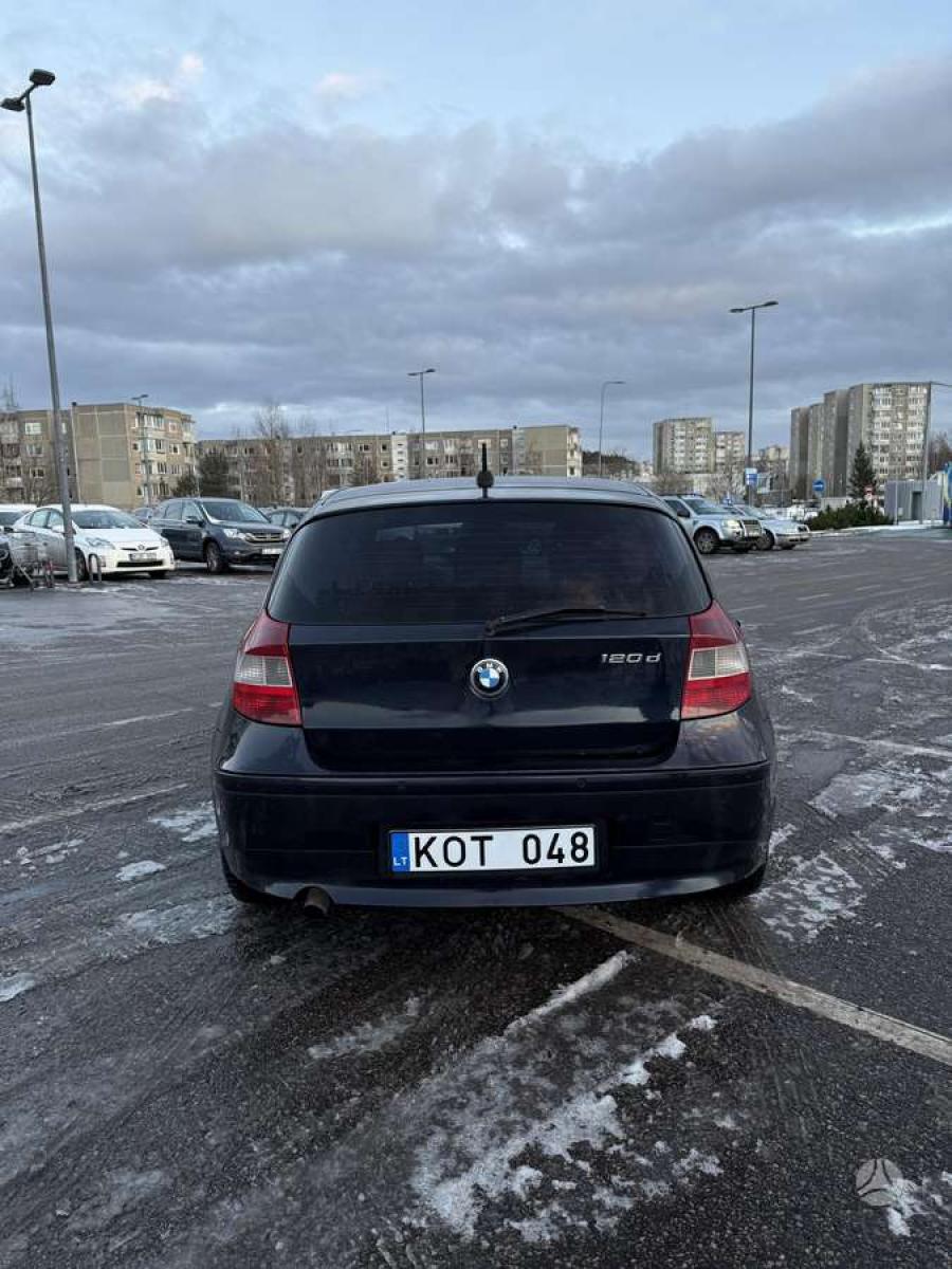 Zils BMW 120 2006 Viļņa, ar dzinēja tilpumu 2.00 L un nobraukumu 340 tūkst. km par 2860 €, foto 6 vietnē AUTOMOTO.COM.LV