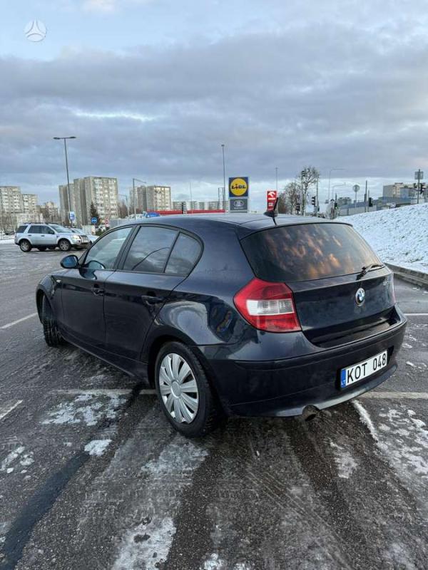 Синий БМВ 120 2006 в Вильнюс, объемом двигателя 2.00 л и пробегом 340 тыс. км за 2860 €, фото 7 на AUTOMOTO.COM.LV