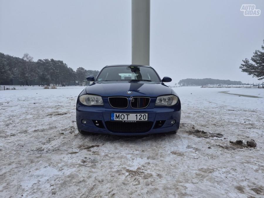 Blue BMW 120 2006 in Kaunas, with an engine capacity of 2.00 L and mileage of 244 thousand km for 2700 €, photo 3 on AUTOMOTO.COM.LV