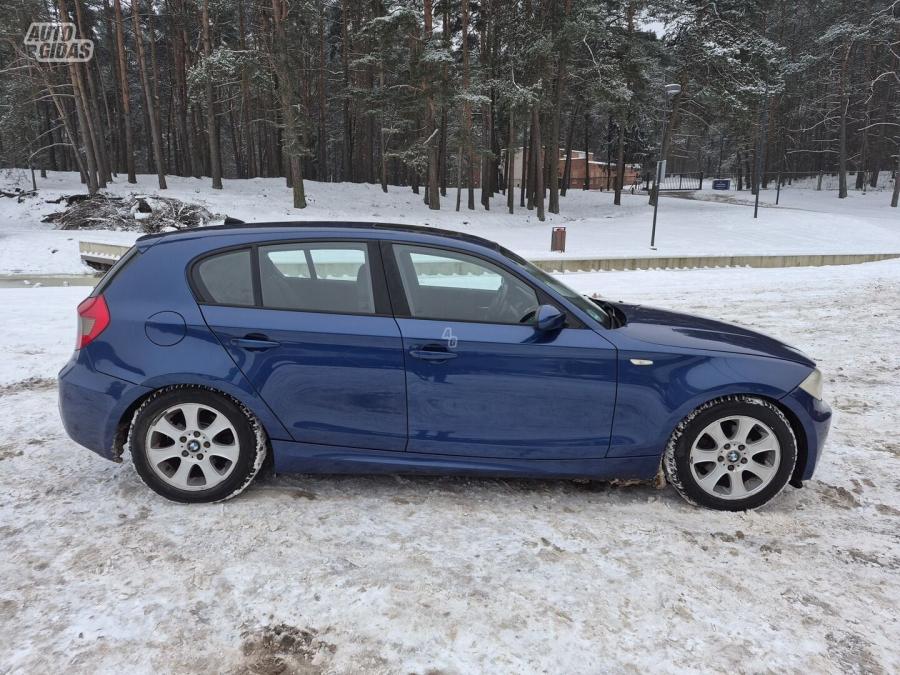 Blue BMW 120 2006 in Kaunas, with an engine capacity of 2.00 L and mileage of 244 thousand km for 2700 €, photo 9 on AUTOMOTO.COM.LV