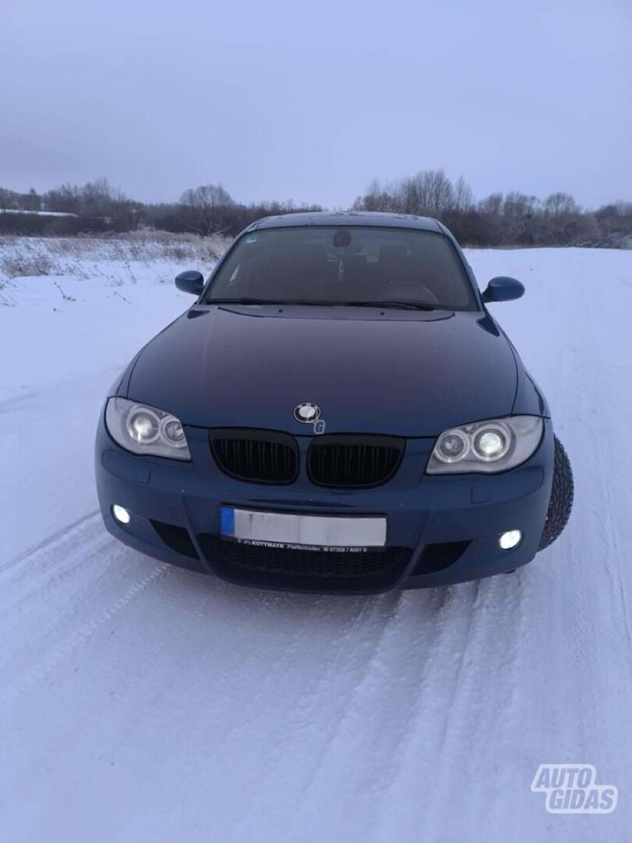 Blue BMW 120 2006 in Kaisiadorys, with an engine capacity of 2.00 L and mileage of 364 thousand km for 2900 €, photo 3 on AUTOMOTO.COM.LV