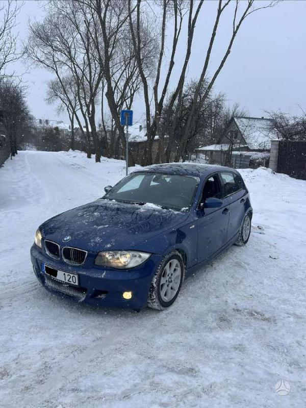 Blue BMW 120 2006 in Kaunas, with an engine capacity of 2.00 L and mileage of 246 thousand km for 3000 €, photo 1 on AUTOMOTO.COM.LV