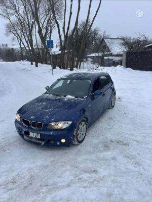 Blue BMW 120 2006 in Kaunas, with an engine capacity of 2.00 L and mileage of 246 thousand km for 3000 €, photo 2 on AUTOMOTO.COM.LV