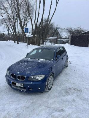 Blue BMW 120 2006 in Kaunas, with an engine capacity of 2.00 L and mileage of 246 thousand km for 3000 €, photo 5 on AUTOMOTO.COM.LV