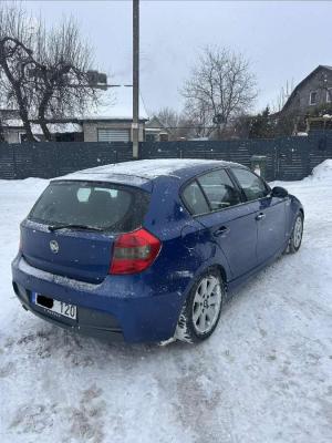 Blue BMW 120 2006 in Kaunas, with an engine capacity of 2.00 L and mileage of 246 thousand km for 3000 €, photo 7 on AUTOMOTO.COM.LV