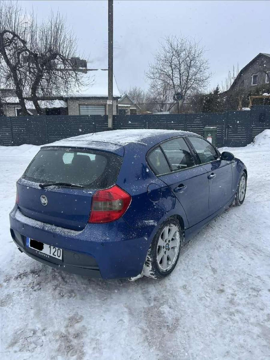 Blue BMW 120 2006 in Kaunas, with an engine capacity of 2.00 L and mileage of 246 thousand km for 3000 €, photo 7 on AUTOMOTO.COM.LV