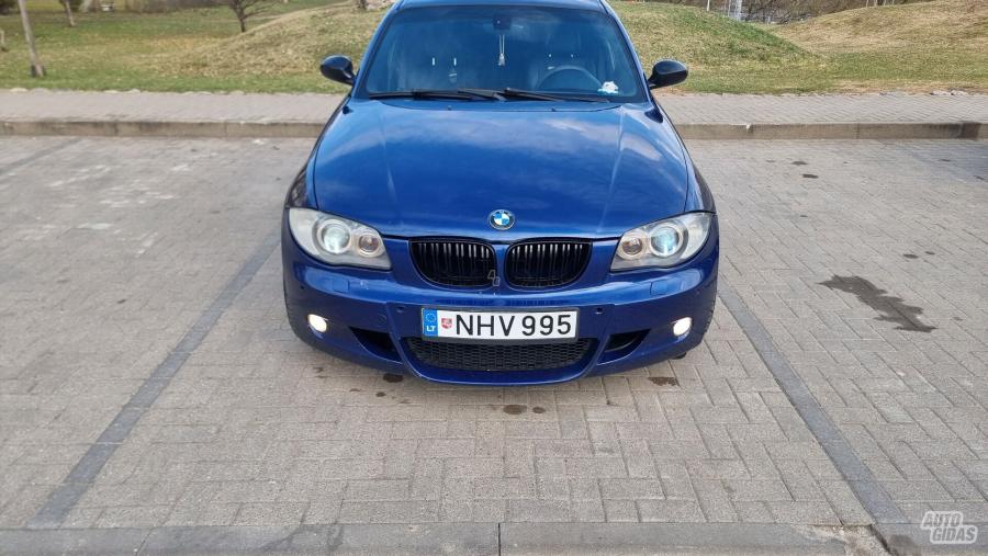 Blue BMW 120 2006 in Jonava, with an engine capacity of 2.00 L and mileage of 233 thousand km for 3800 €, photo 7 on AUTOMOTO.COM.LV