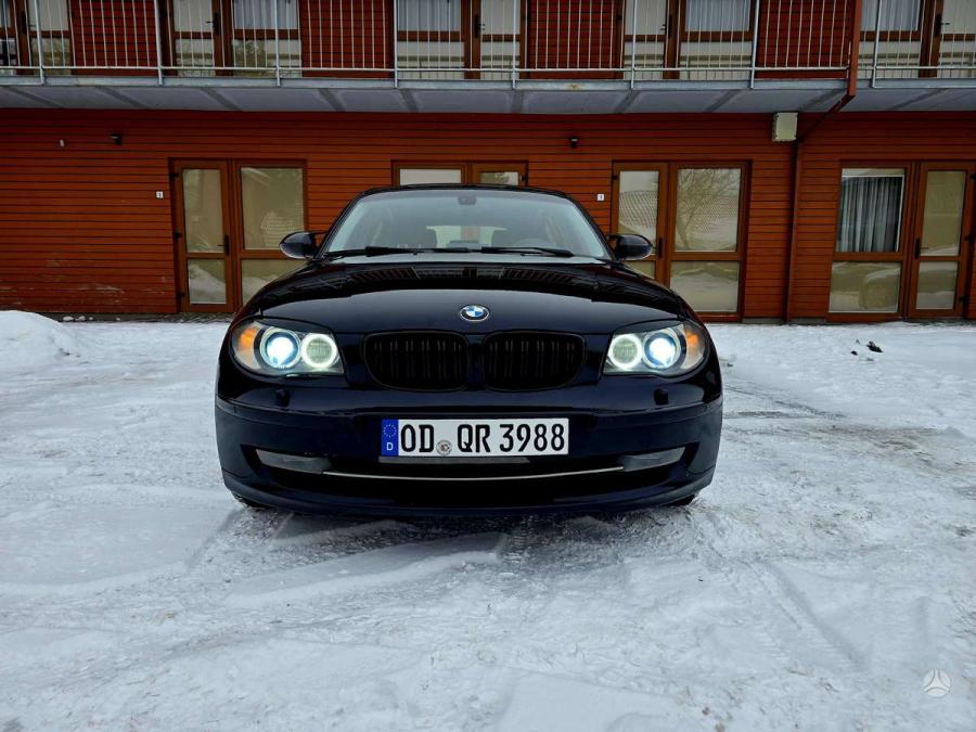 Blue BMW 120 2007 in Marijampole, with an engine capacity of 2.00 L and mileage of 281 thousand km for 4200 €, photo 7 on AUTOMOTO.COM.LV