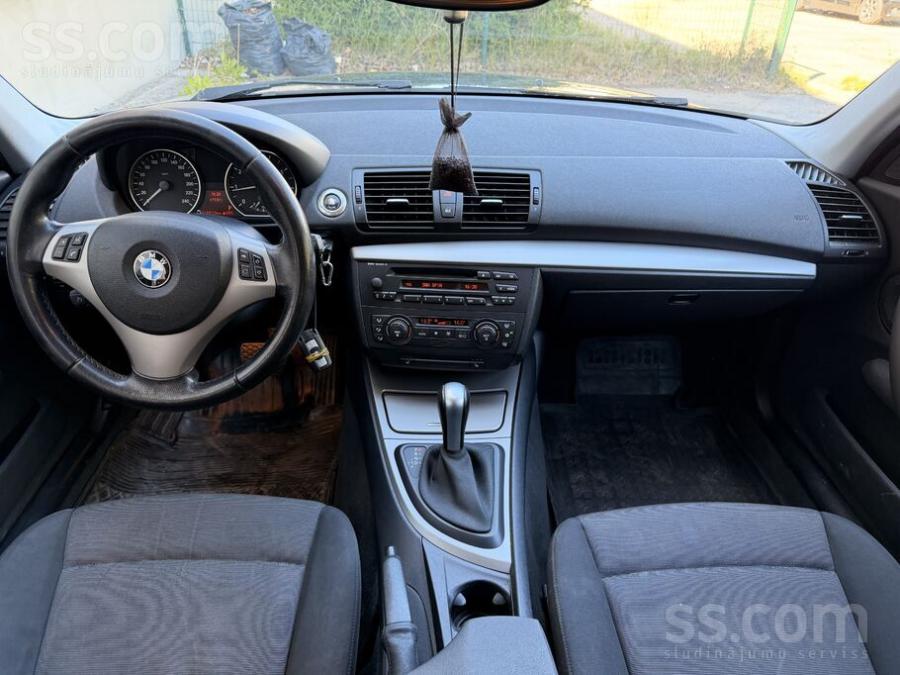 Zils BMW 120 2007 Liepāja, ar dzinēja tilpumu 2.00 L un nobraukumu 314 tūkst. km par 2450 €, foto 10 vietnē AUTOMOTO.COM.LV