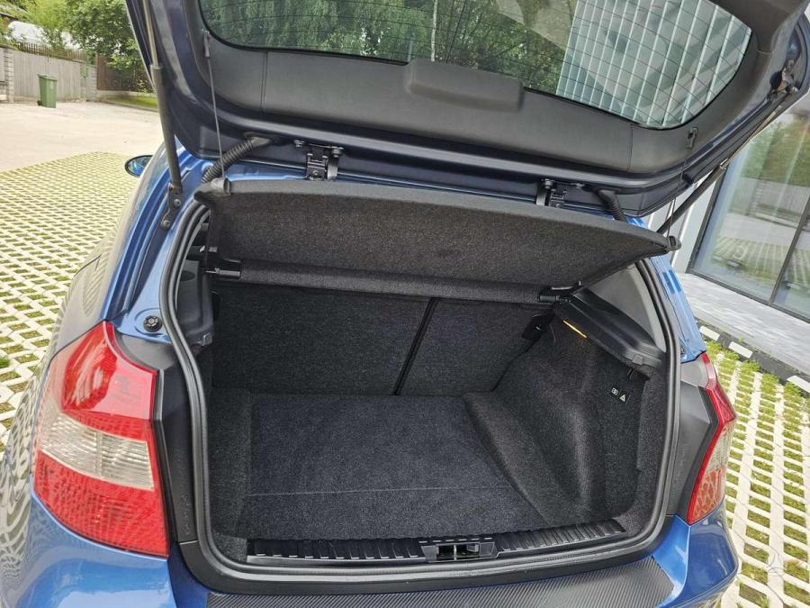 Zils BMW 120 2007 Kauņa, ar dzinēja tilpumu 2.00 L un nobraukumu 295 tūkst. km par 3400 €, foto 12 vietnē AUTOMOTO.COM.LV