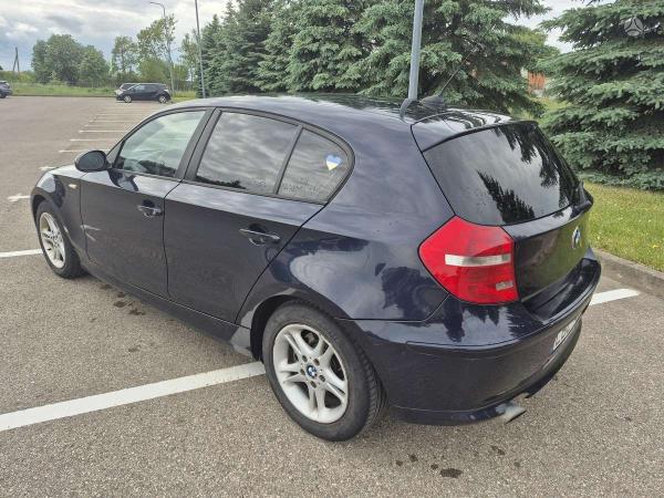 Blue BMW 120 2007 in Kaunas, with an engine capacity of 2.00 L and mileage of 404 thousand km for 2900 €, photo 2 on AUTOMOTO.COM.LV