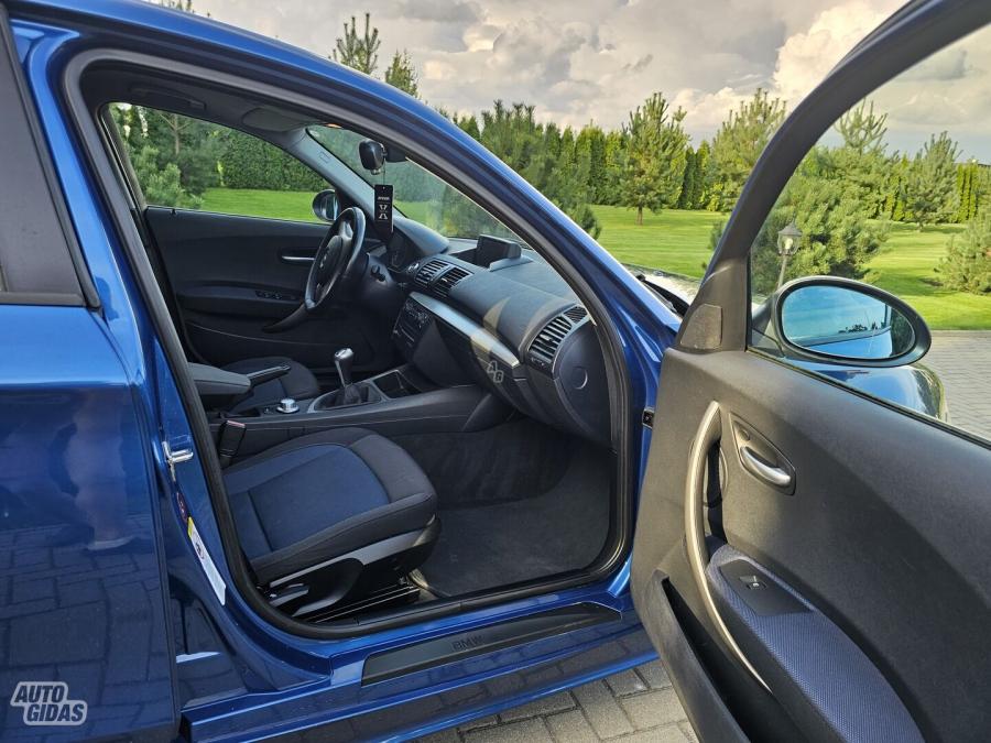 Blue BMW 120 2007 in Kaunas, with an engine capacity of 2.00 L and mileage of 298 thousand km for 3100 €, photo 9 on AUTOMOTO.COM.LV