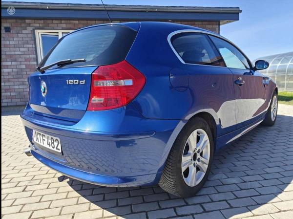 Blue BMW 120 2007 in Kaisiadorys, with an engine capacity of 2.00 L and mileage of 228 thousand km for 3500 €, photo 6 on AUTOMOTO.COM.LV