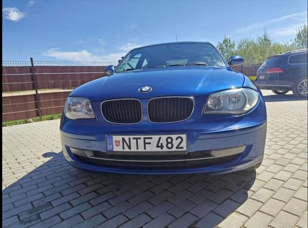 Blue BMW 120 2007 in Kaisiadorys, with an engine capacity of 2.00 L and mileage of 228 thousand km for 3500 €, photo 9 on AUTOMOTO.COM.LV