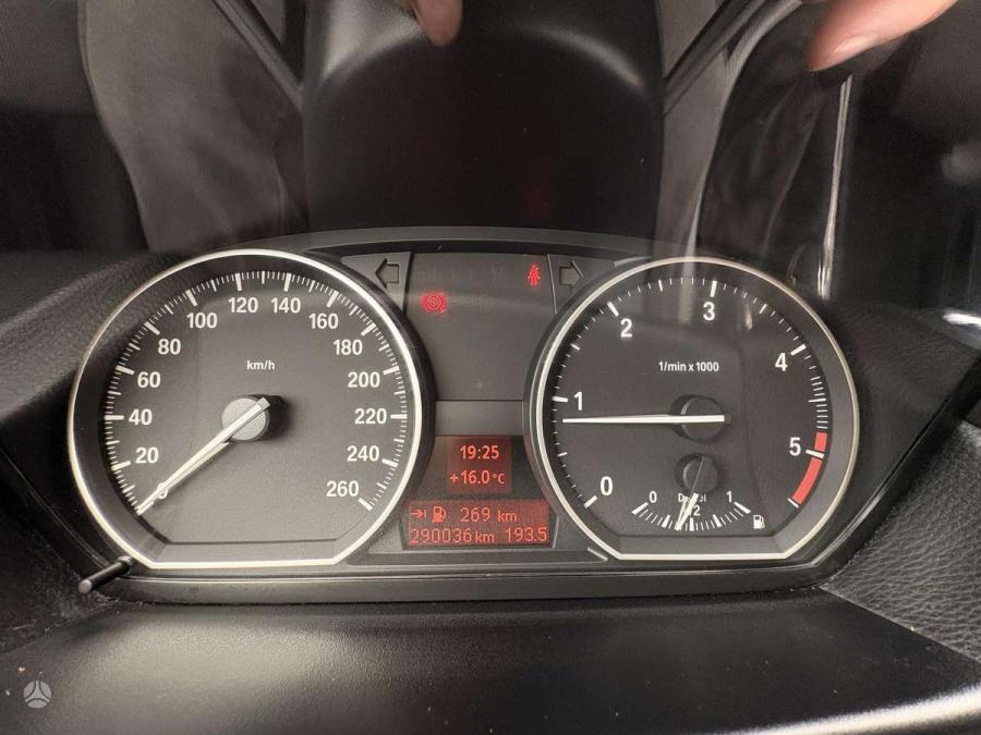 Zils BMW 120 2008 Kretinga, ar dzinēja tilpumu 2.00 L un nobraukumu 290 tūkst. km par 3000 €, foto 11 vietnē AUTOMOTO.COM.LV