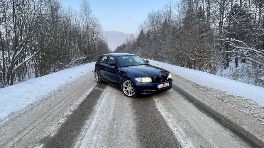Blue BMW 120 2010 in Utena, with an engine capacity of 2.00 L and mileage of 356 thousand km for 3200 €, photo 14 on AUTOMOTO.COM.LV