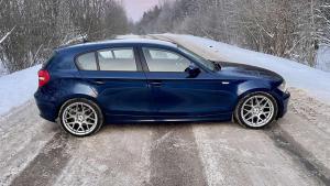 Blue BMW 120 2010 in Utena, with an engine capacity of 2.00 L and mileage of 357 thousand km for 3200 €, photo 5 on AUTOMOTO.COM.LV