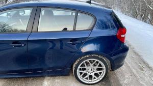 Blue BMW 120 2010 in Utena, with an engine capacity of 2.00 L and mileage of 357 thousand km for 3200 €, photo 13 on AUTOMOTO.COM.LV