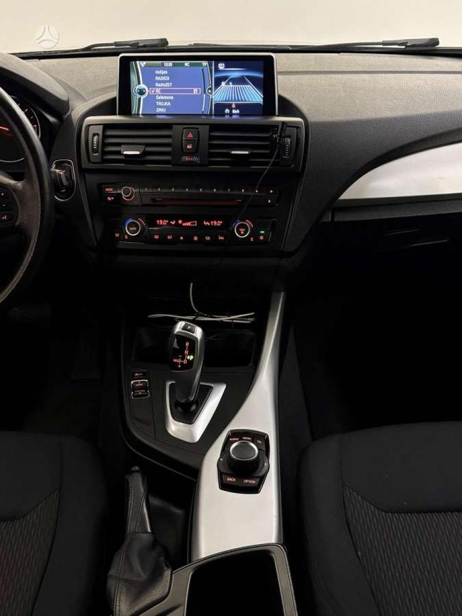 Blue BMW 120 2012 in Marijampole, with an engine capacity of 2.00 L and mileage of 215 thousand km for 6999 €, photo 21 on AUTOMOTO.COM.LV