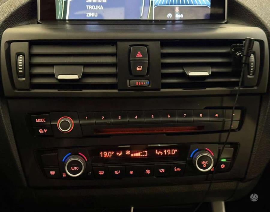 Blue BMW 120 2012 in Marijampole, with an engine capacity of 2.00 L and mileage of 215 thousand km for 6999 €, photo 23 on AUTOMOTO.COM.LV