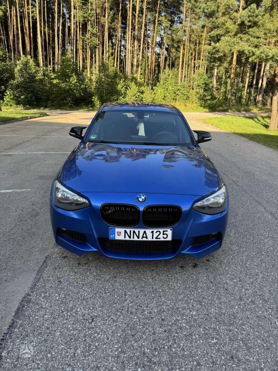 Blue BMW 120 2013 in Kazlu Ruda, with an engine capacity of 2.00 L and mileage of 285 thousand km for 6700 €, photo 7 on AUTOMOTO.COM.LV