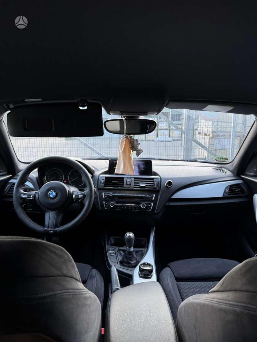 Blue BMW 120 2013 in Kazlu Ruda, with an engine capacity of 2.00 L and mileage of 285 thousand km for 6700 €, photo 18 on AUTOMOTO.COM.LV
