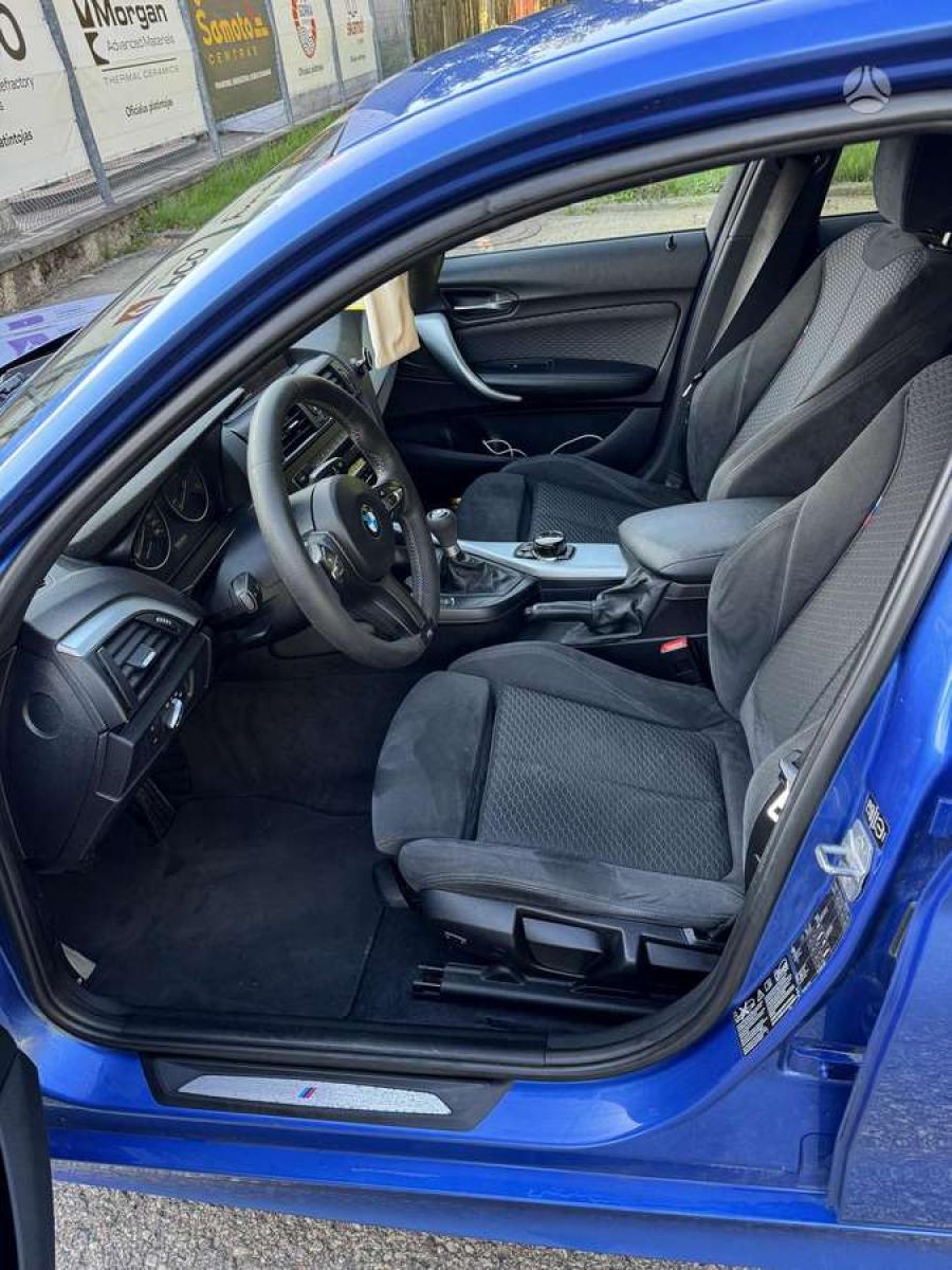 Blue BMW 120 2013 in Kazlu Ruda, with an engine capacity of 2.00 L and mileage of 285 thousand km for 6700 €, photo 24 on AUTOMOTO.COM.LV