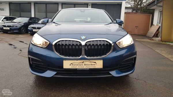 Blue BMW 120 2020 in Kaunas, with an engine capacity of 2.00 L and mileage of 94 thousand km for 23420 €, photo 2 on AUTOMOTO.COM.LV