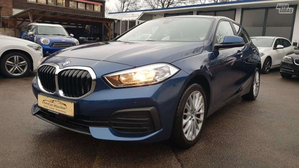 Blue BMW 120 2020 in Kaunas, with an engine capacity of 2.00 L and mileage of 94 thousand km for 23420 €, photo 3 on AUTOMOTO.COM.LV