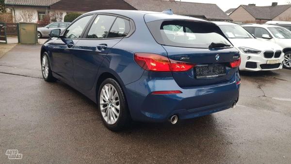 Blue BMW 120 2020 in Kaunas, with an engine capacity of 2.00 L and mileage of 94 thousand km for 23420 €, photo 5 on AUTOMOTO.COM.LV